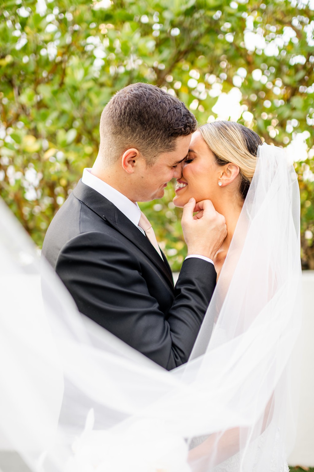 A Chicago Bears NFL Wedding with a VIP Players’ Lounge and Zen Vibe ...