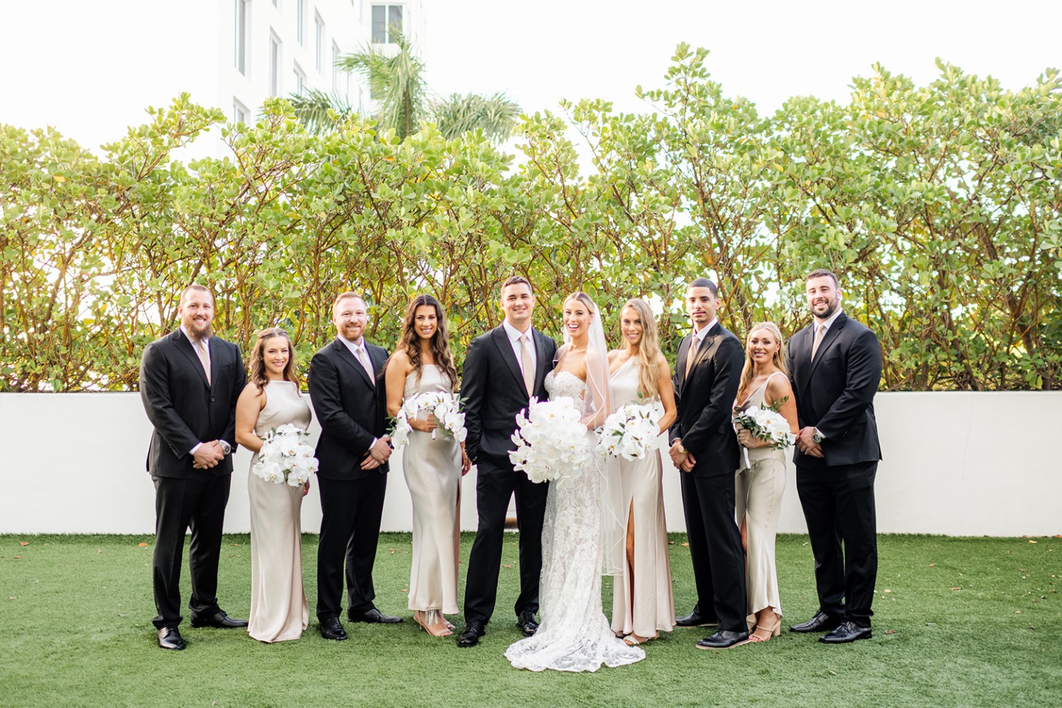 A Chicago Bears NFL Wedding with a VIP Players’ Lounge and Zen Vibe ...