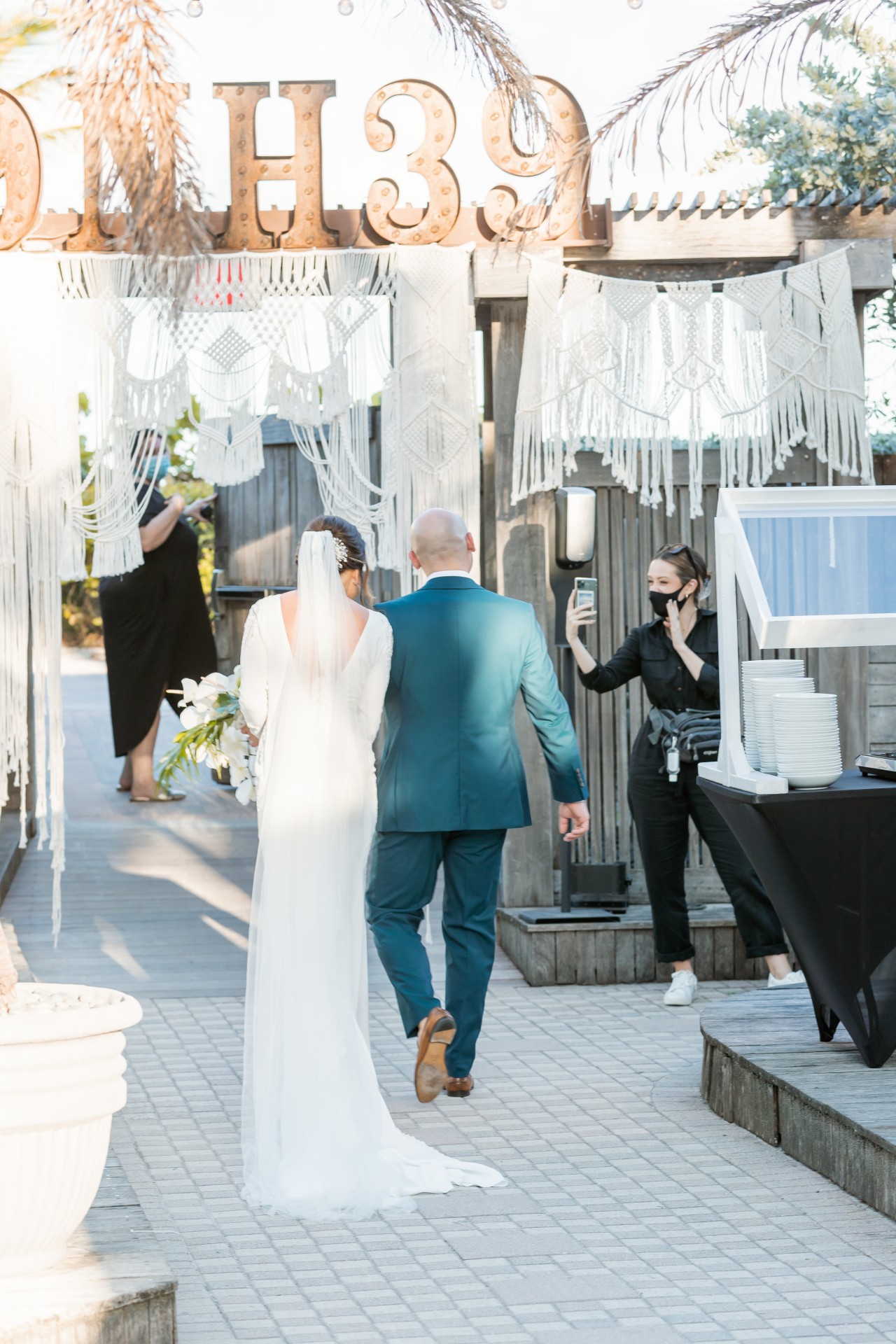 An Elegant Poolside Wedding at The National Hotel in Miami - Wedding ...