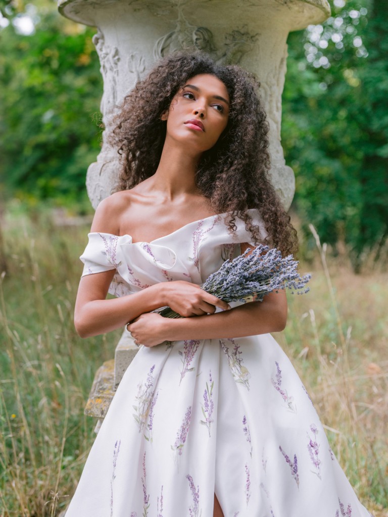 Monique Lhuillier - Fall 2023 Bridal Collection - Wedding Style Magazine