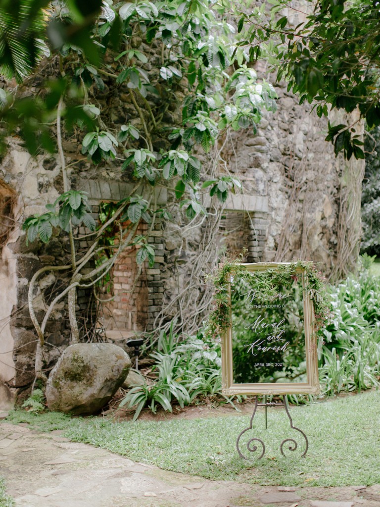 An Intimate Haiku Mill Wedding in Maui with Persian Traditions ...