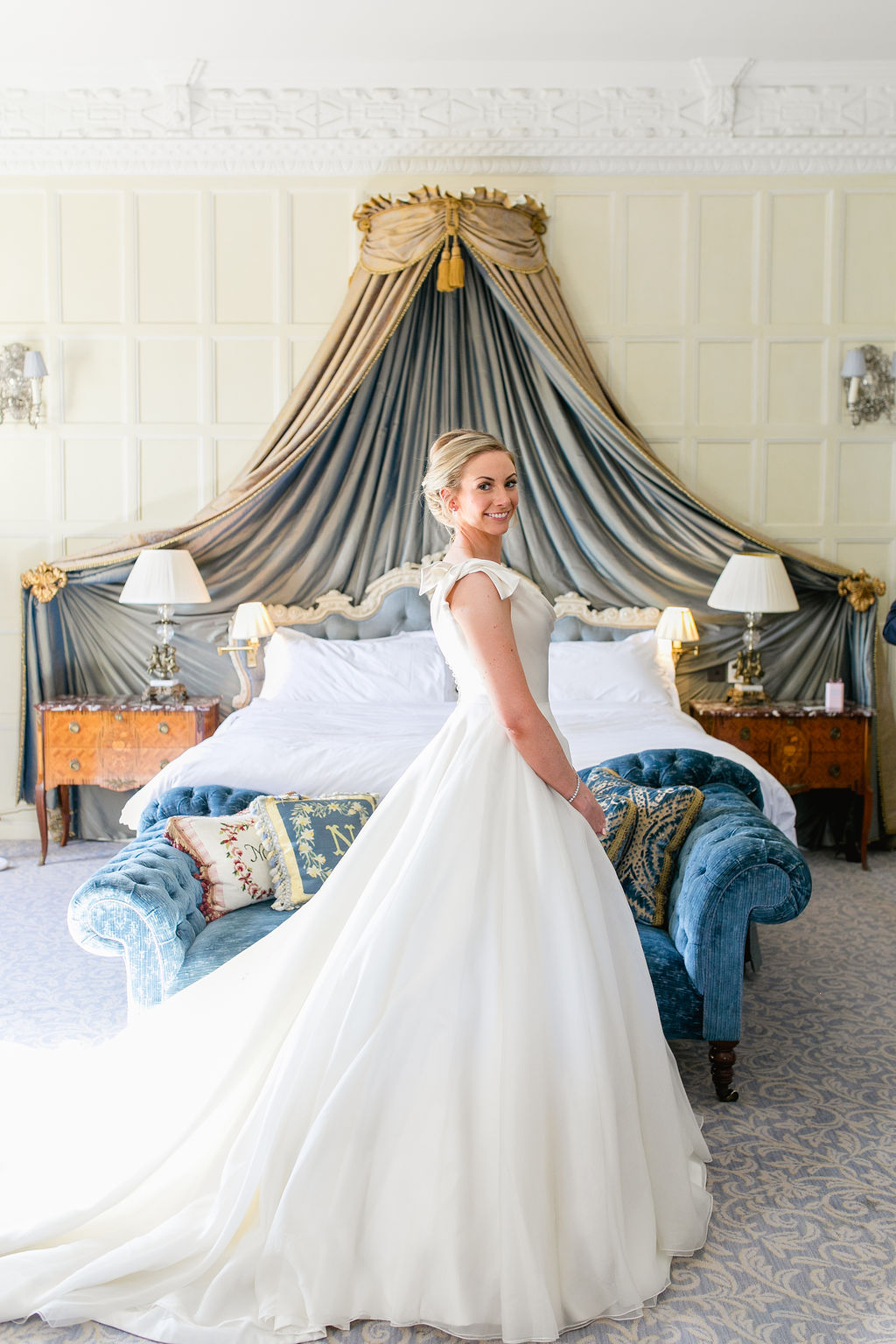 A Romantic English Countryside Wedding at Cliveden House - Wedding ...
