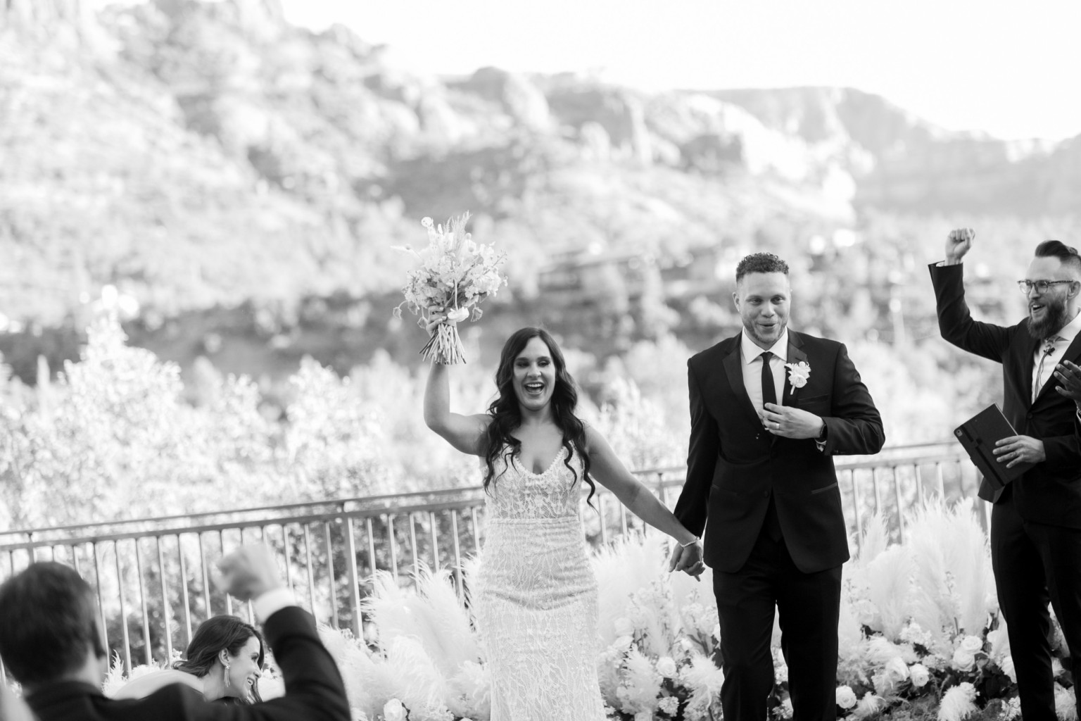 A Desert Wedding at L’Auberge de Sedona with a Floral Focal Point ...