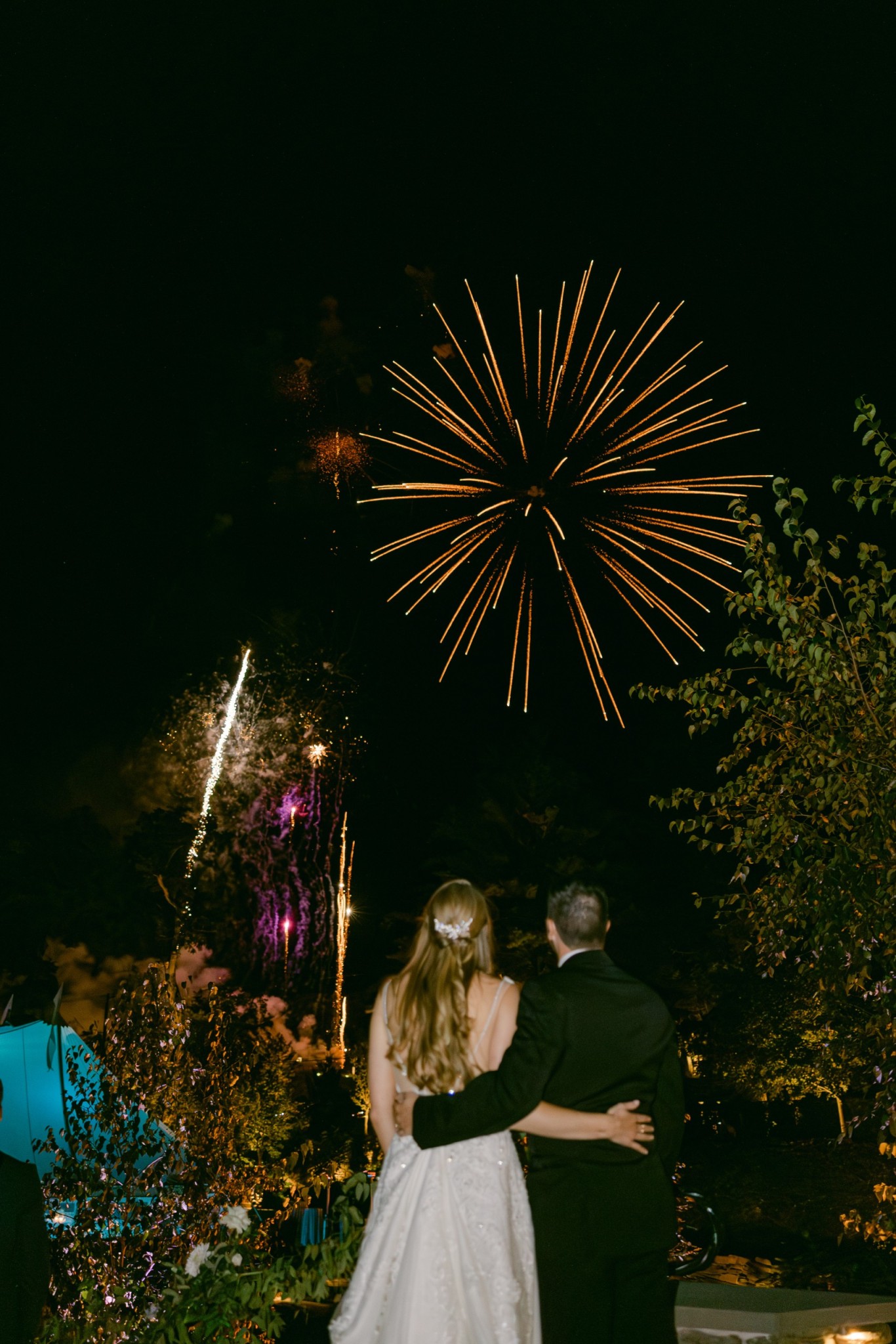 A Storybook Finger Lakes Wedding at the Inn at Taughannock Falls ...